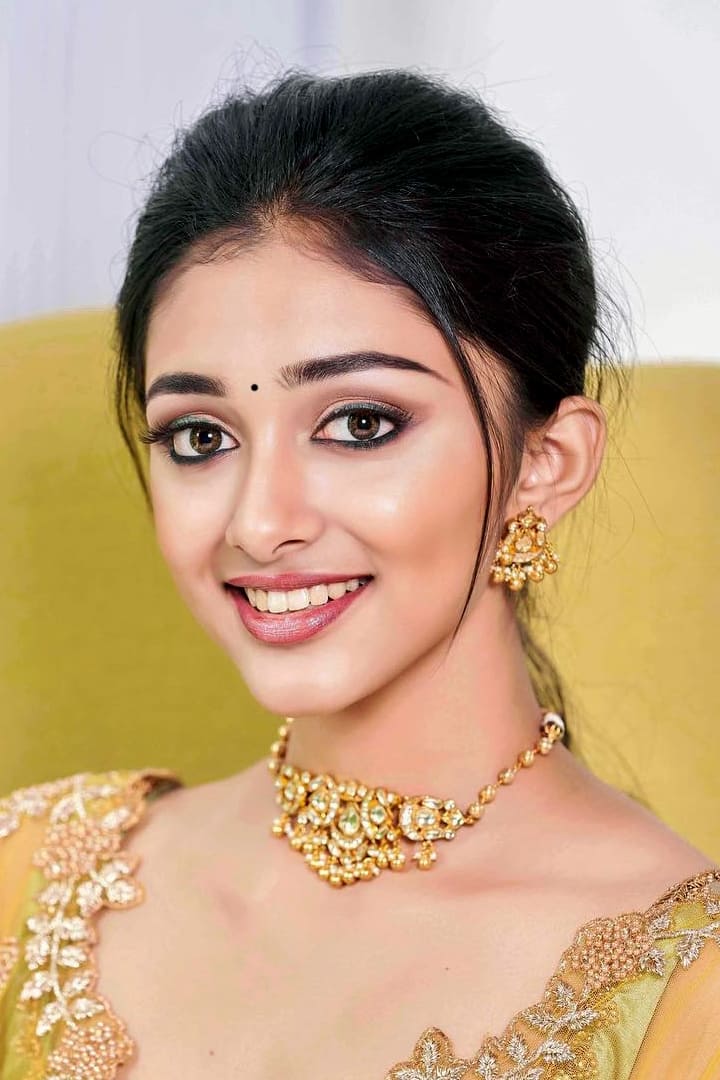 Preity Mukhundhan - About - Entertainment.ie