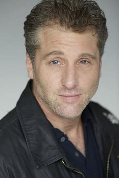 Noah Lee Margetts - About - Entertainment.ie