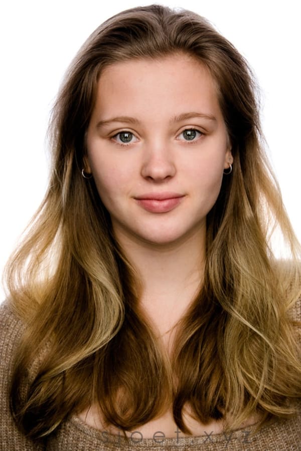 Yenthe Bos - About - Entertainment.ie