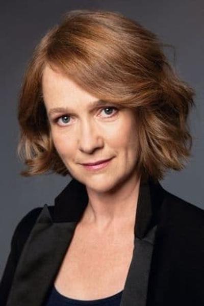 Poppy Miller - About - Entertainment.ie