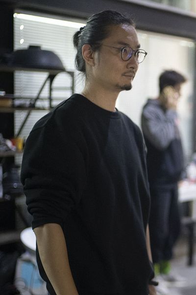 Li Yang - About - Entertainment.ie