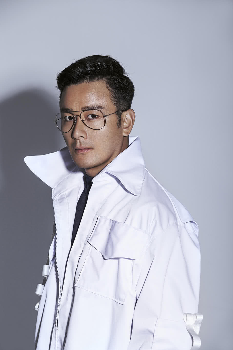 Liu Mu - About - Entertainment.ie