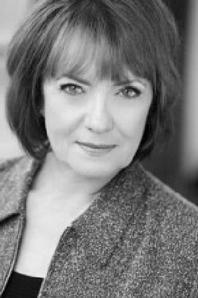 Paula Barrett - About - Entertainment.ie