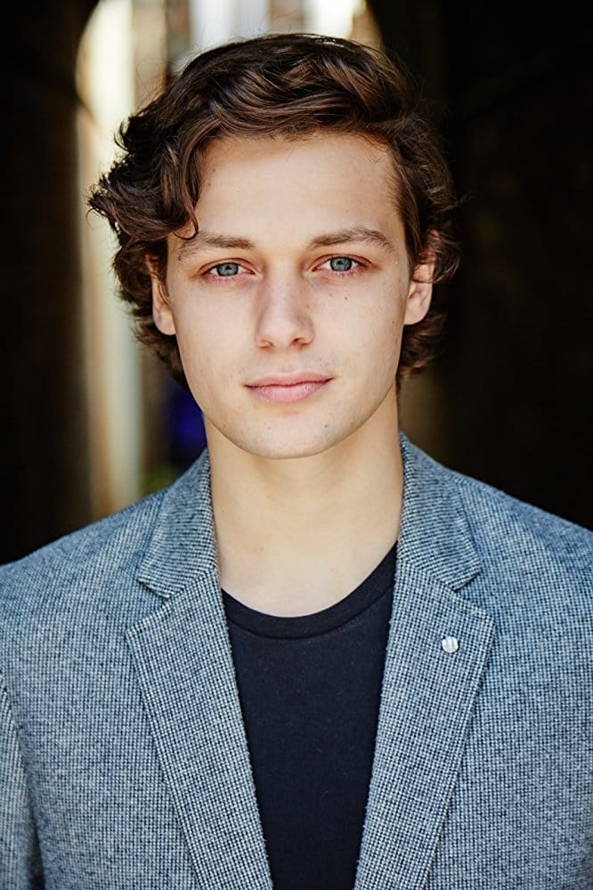 Jesse Hyde - About - Entertainment.ie