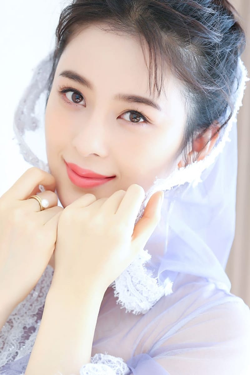 Zhao Yingzi - About - Entertainment.ie