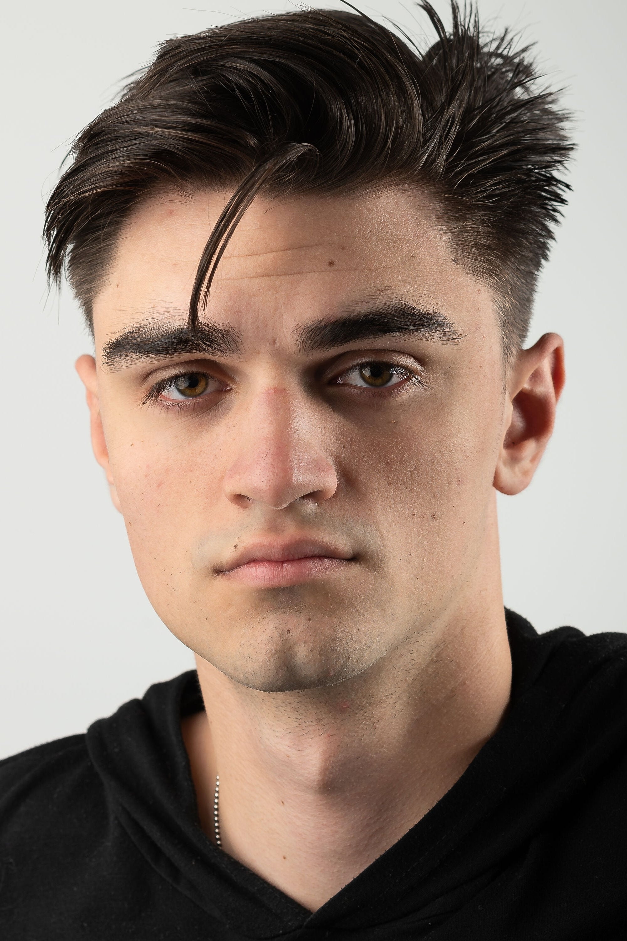 Luca Slade - About - Entertainment.ie