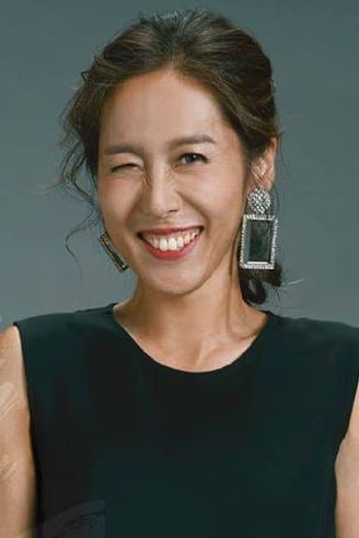 Winnie Chang - About - Entertainment.ie