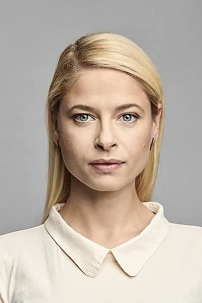 Anne Bergfeld - About - Entertainment.ie