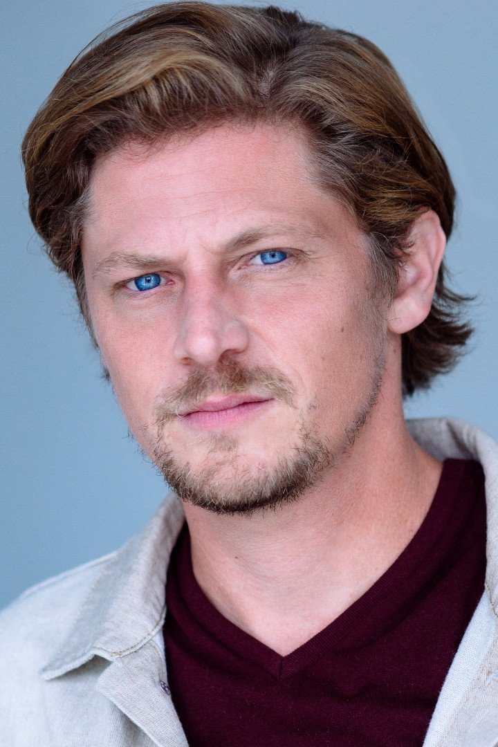 Drew James - About - Entertainment.ie