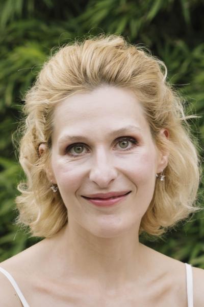 Minja Peković - About - Entertainment.ie