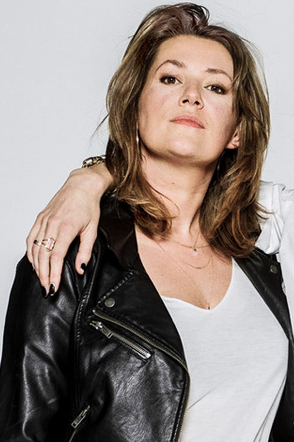 Emilie De Roo - About - Entertainment.ie