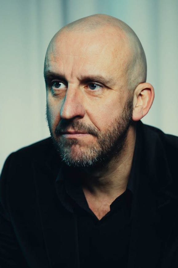 Tom van Dyck - About - Entertainment.ie