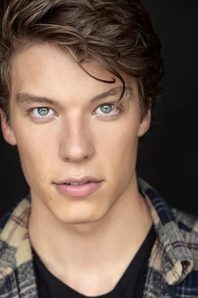 Justin Derickson - About - Entertainment.ie