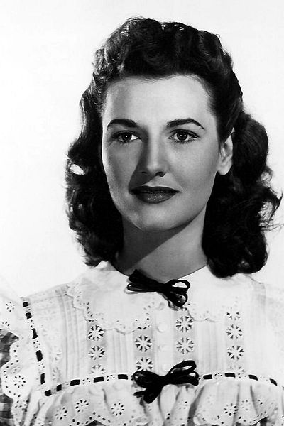 Peggy Stewart - About - Entertainment.ie