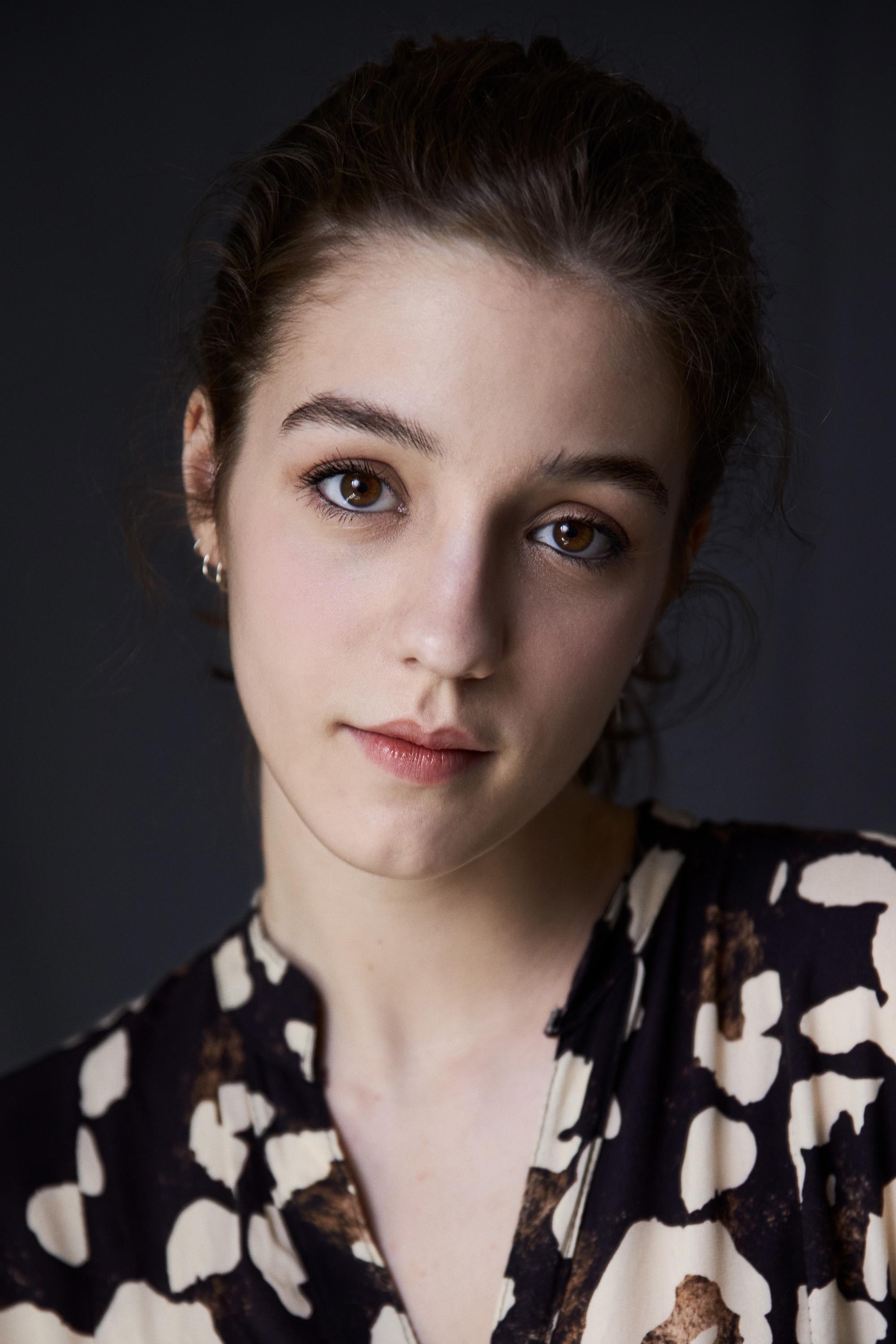 Zoe Bonafonte - About - Entertainment.ie