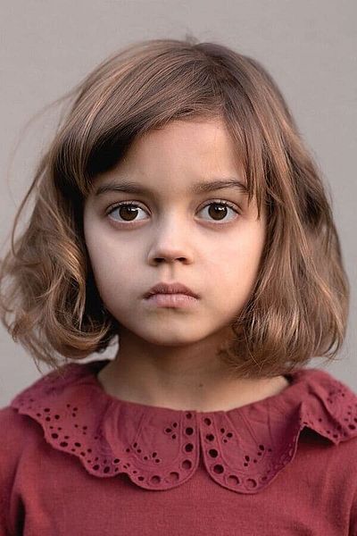 Yuna Bennett - About - Entertainment.ie