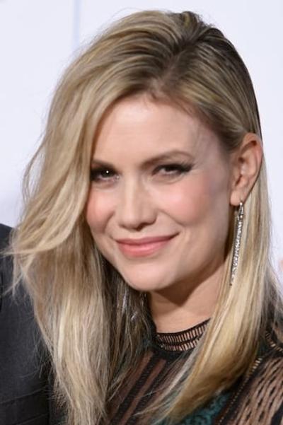 Elena Juatco - About - Entertainment.ie