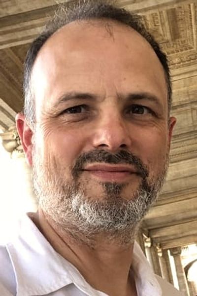 Alex Chapple - About - Entertainment.ie