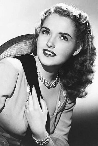 Virginia Patton - About - Entertainment.ie