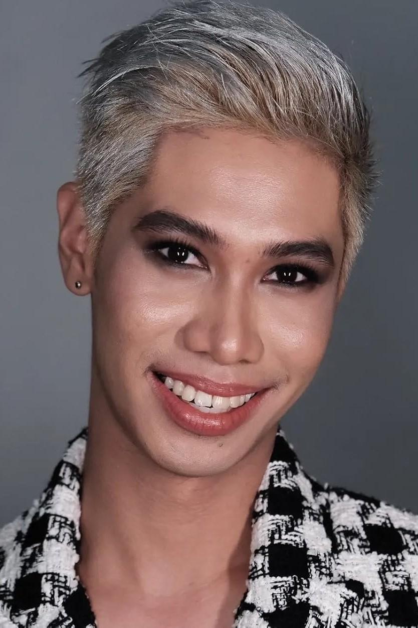 Raf Pineda - About - Entertainment.ie