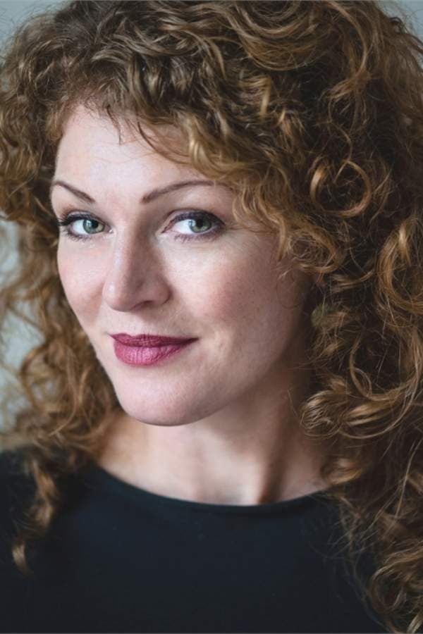 Sarah Valentine - About - Entertainment.ie