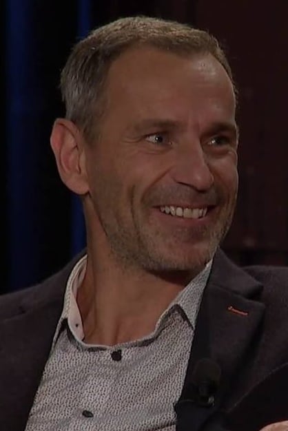 Leo Stransky - About - Entertainment.ie