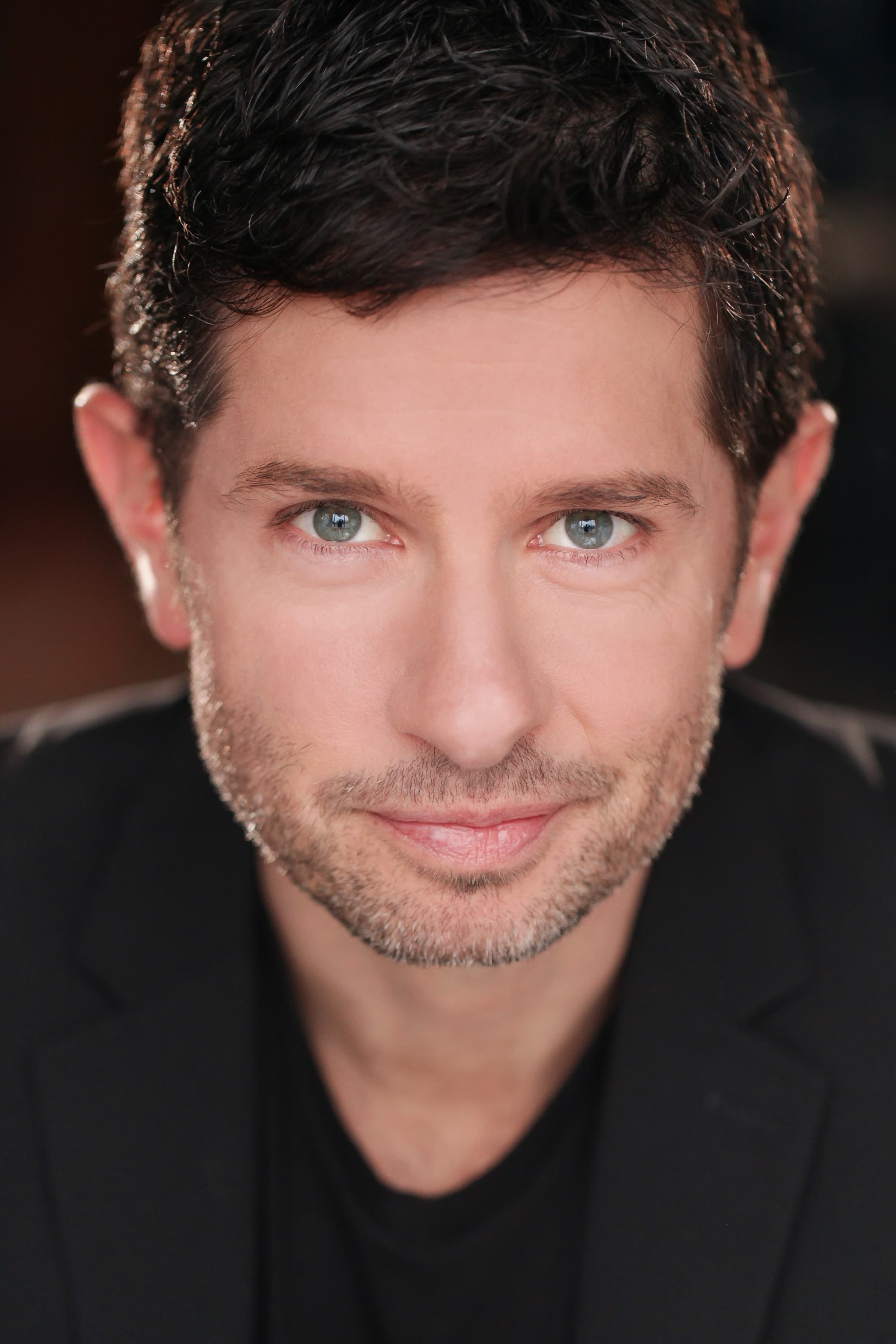 Tom Dacey Carr - About - Entertainment.ie