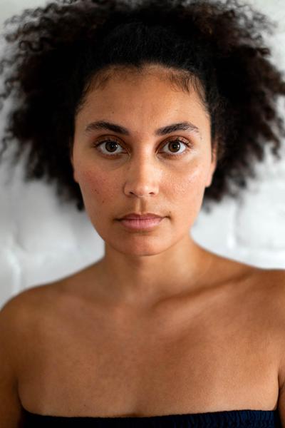 Perry Mooney - About - Entertainment.ie