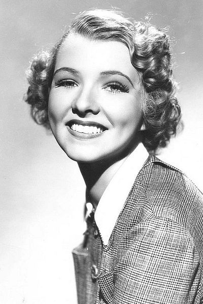 Polly Rowles - About - Entertainment.ie