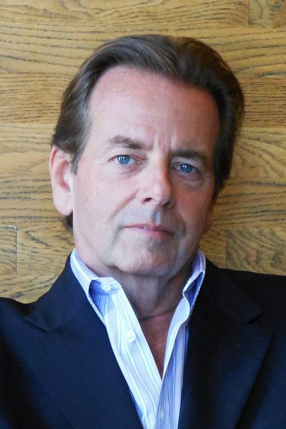 Thom Mount - About - Entertainment.ie