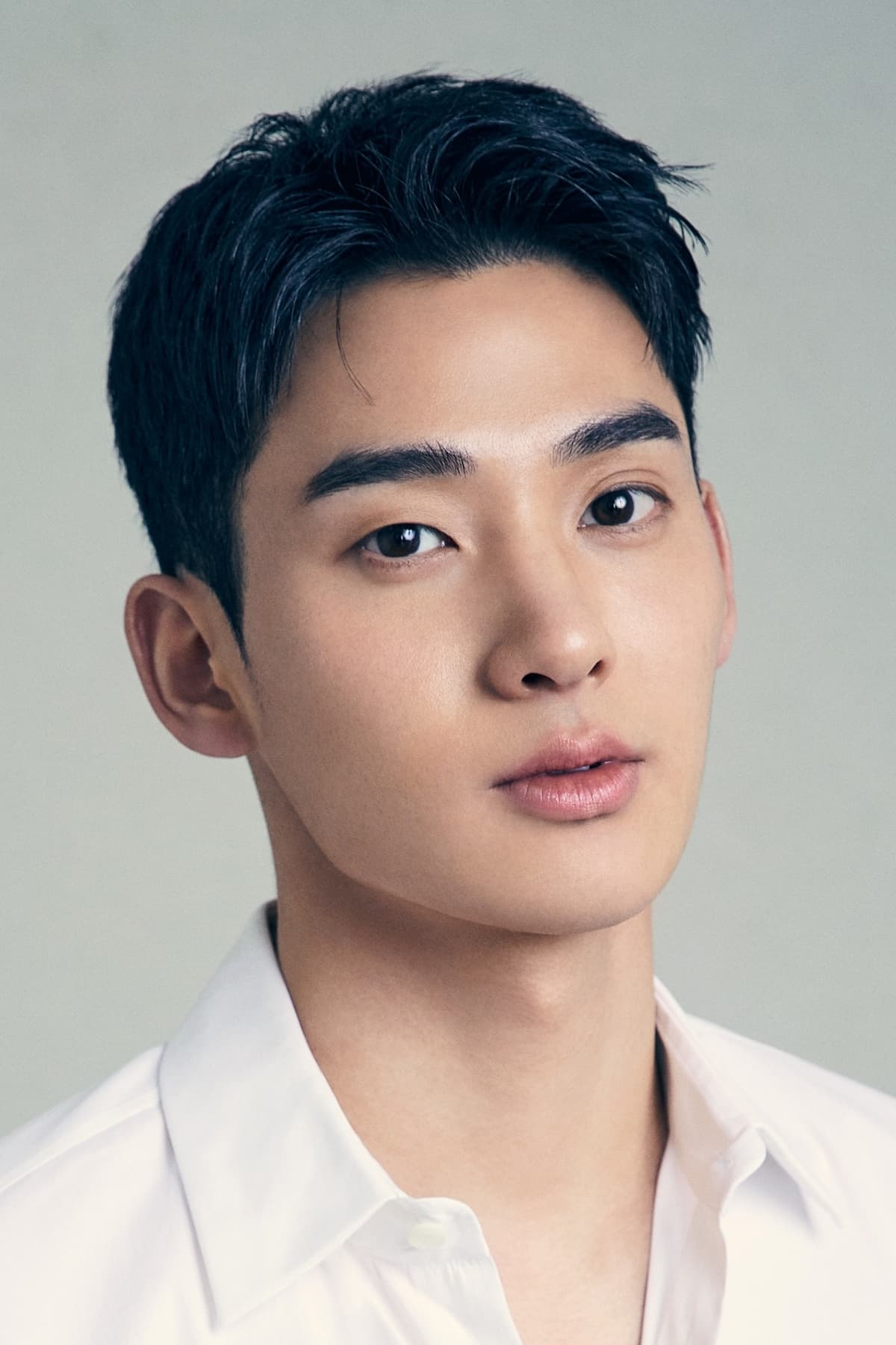 Jung Ga-ram - About - Entertainment.ie