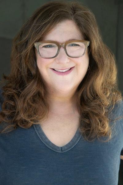 Lilyan Chauvin - About - Entertainment.ie