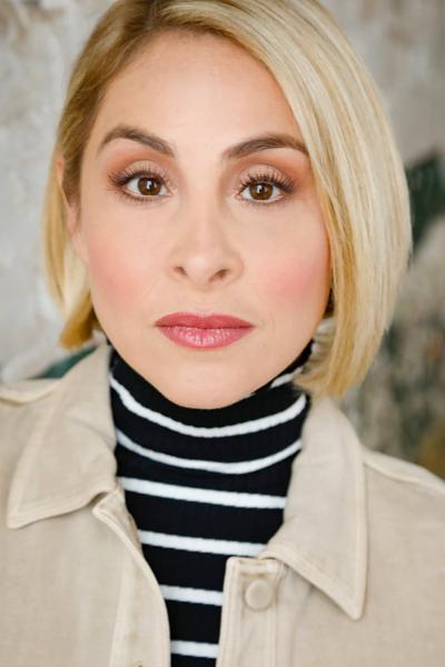 Valentina Izarra - About - Entertainment.ie