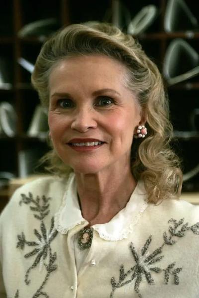 Grethe Fox - About - Entertainment.ie