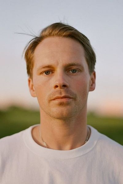 Sam Strike - About - Entertainment.ie