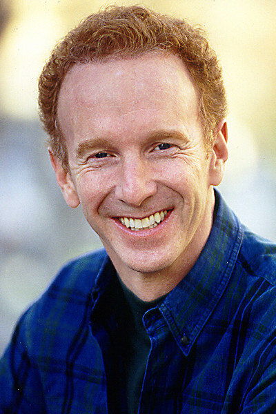Daniel Graves - About - Entertainment.ie