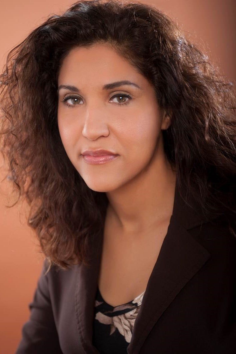 Suzanne Coy - About - Entertainment.ie