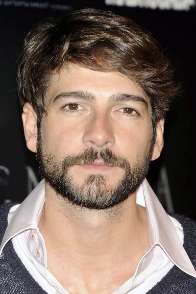 Félix Gómez - About - Entertainment.ie