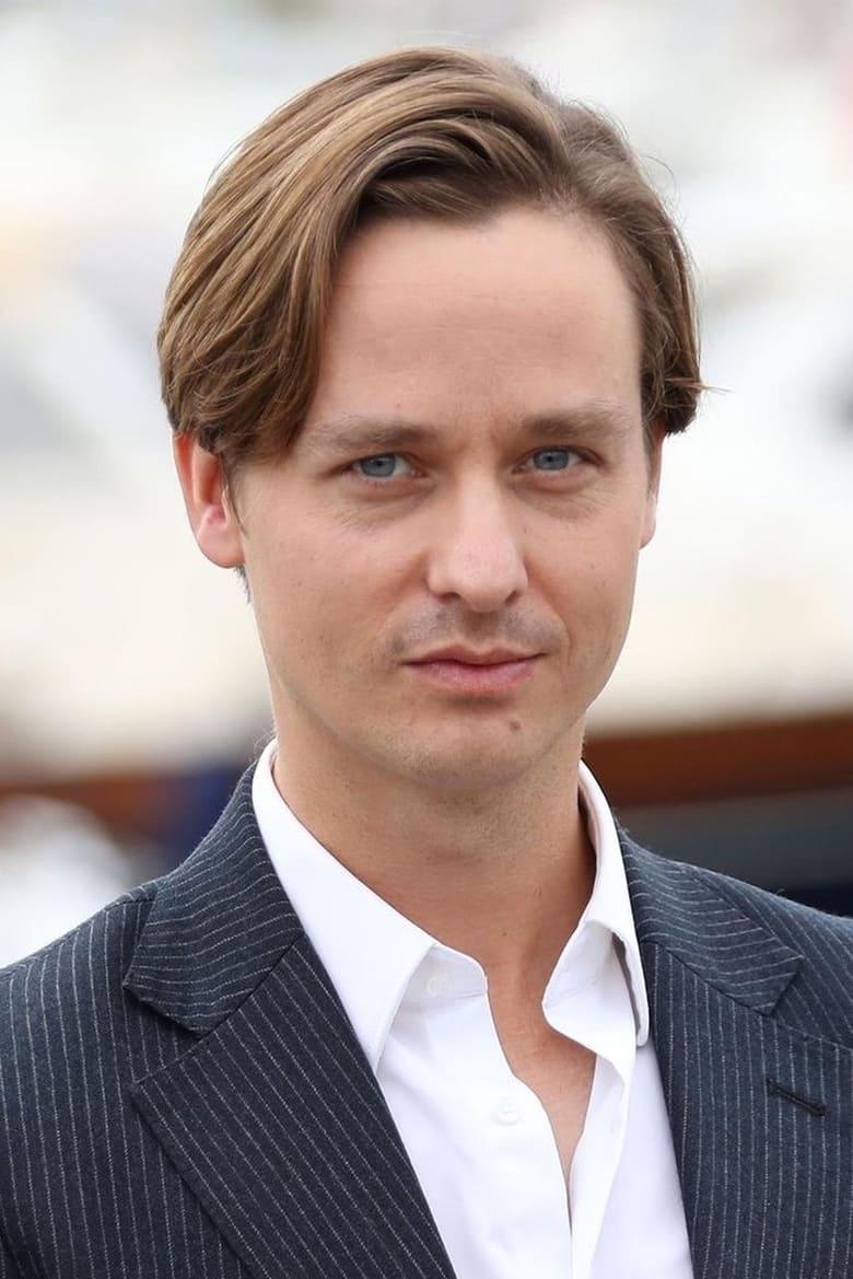 Tom Schilling - About - Entertainment.ie