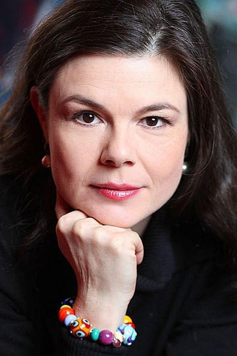 Anna Györgyi - About - Entertainment.ie
