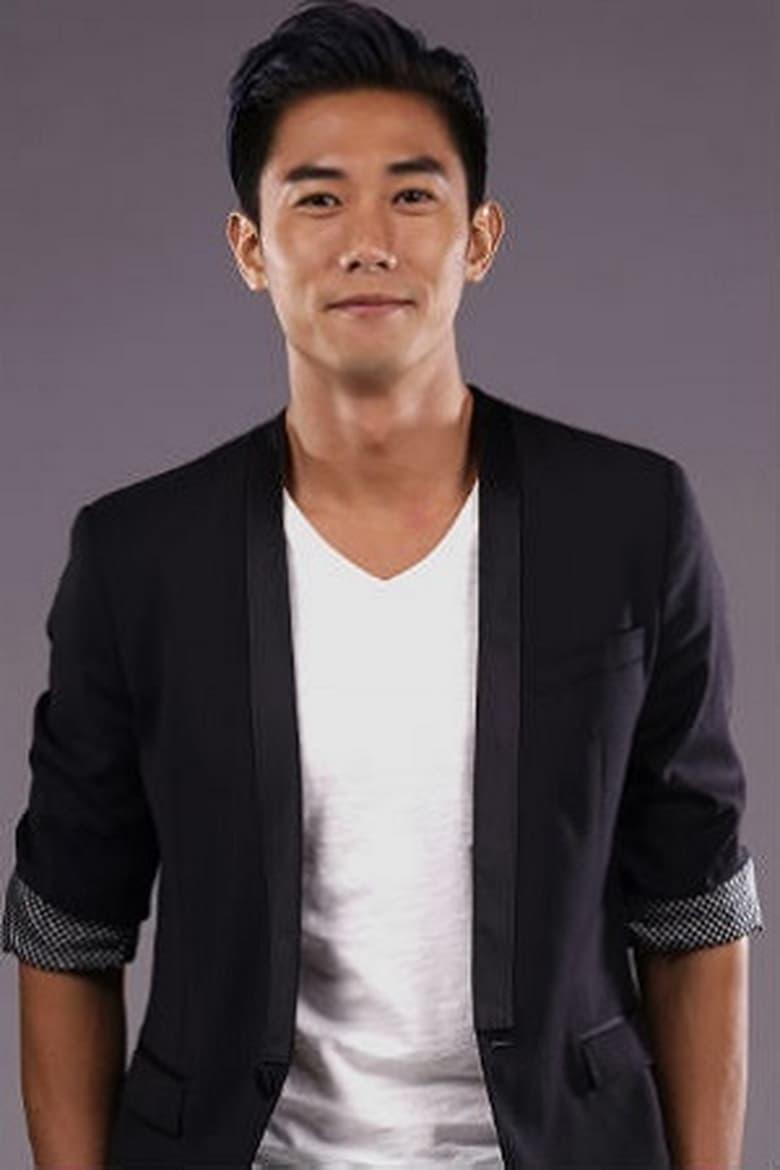 Desmond Tan - About - Entertainment.ie