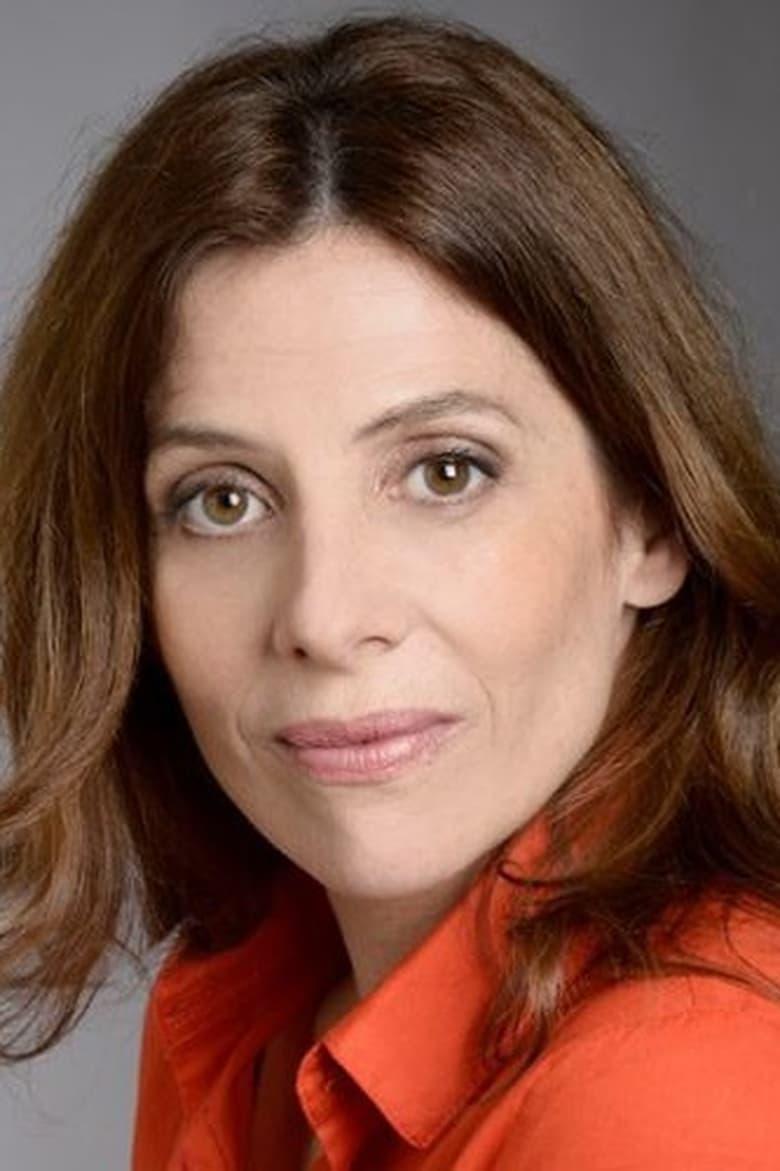 Valeria Lois - About - Entertainment.ie