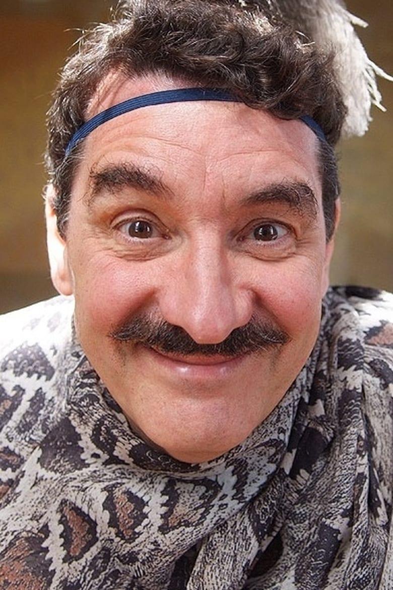 Flávio de Souza - About - Entertainment.ie