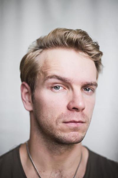 Ilya Malakov - About - Entertainment.ie