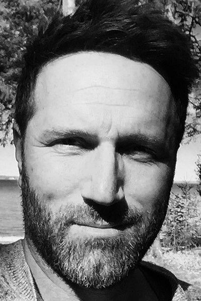 Ele Bardha - About - Entertainment.ie