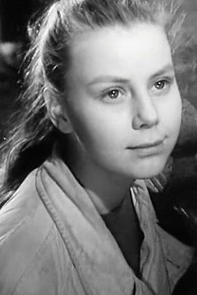 Anne Doat - About - Entertainment.ie