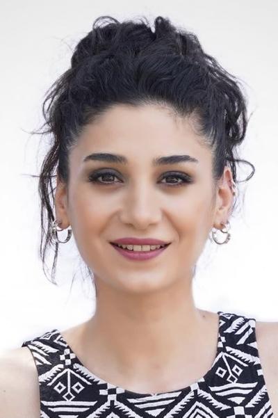 Sitare Akbaş - About - Entertainment.ie
