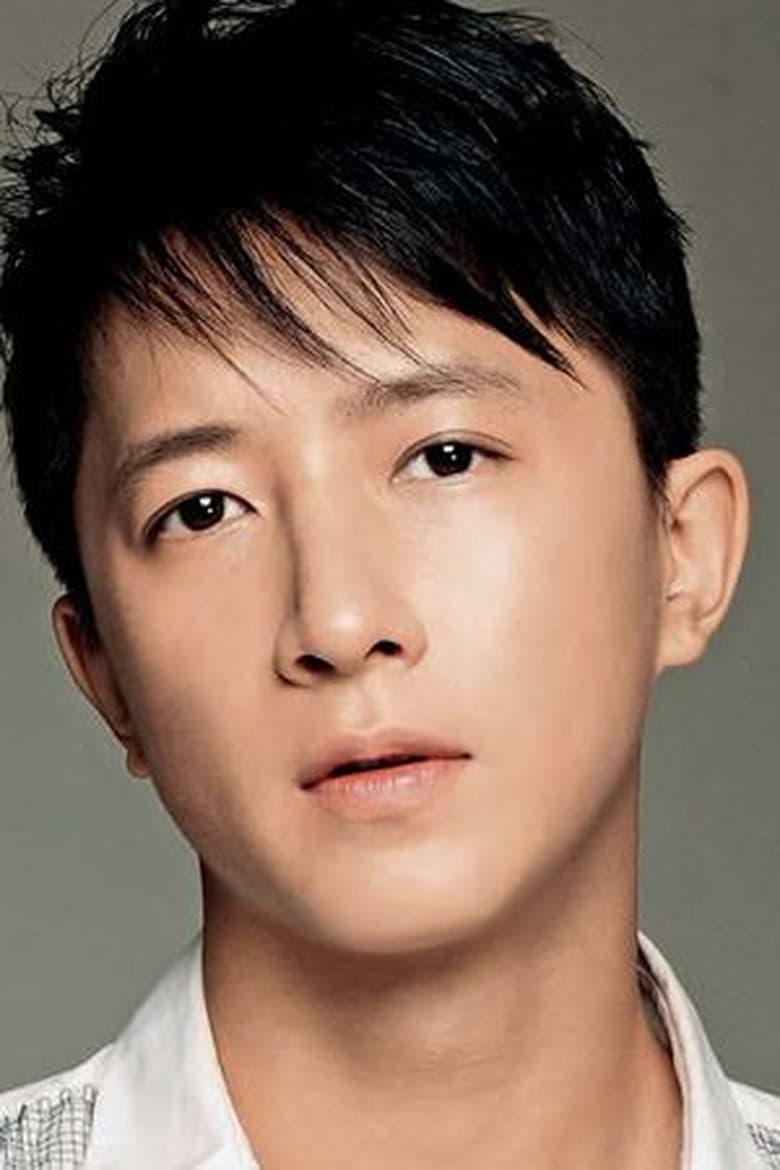 Han Geng - About - Entertainment.ie