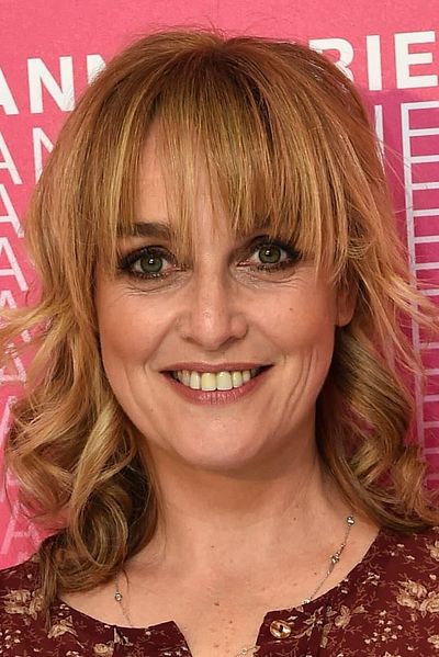 Elise Tielrooy - About - Entertainment.ie