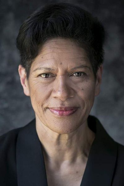 Tanea Heke - About - Entertainment.ie